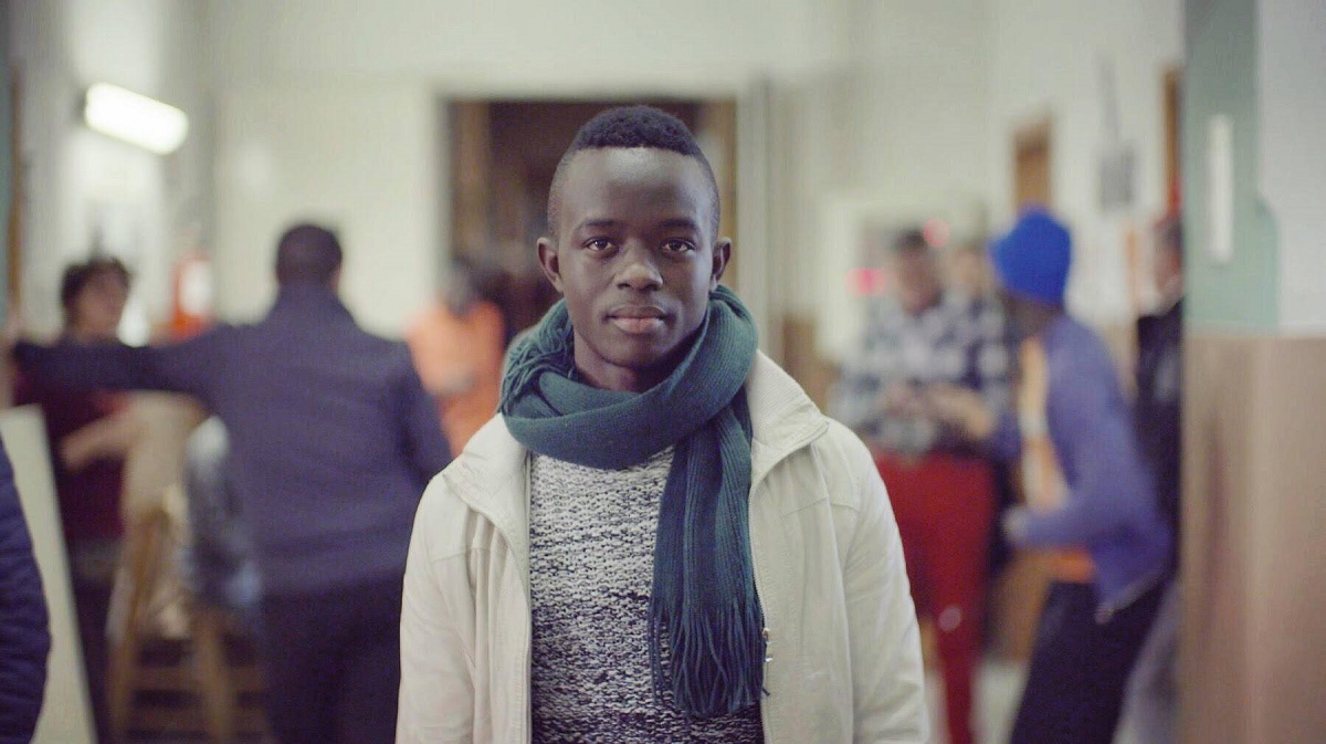 Nella Giornata Mondiale del Rifugiato, Johnny Mox fa il punto su due anni di Stregoni - Rockit