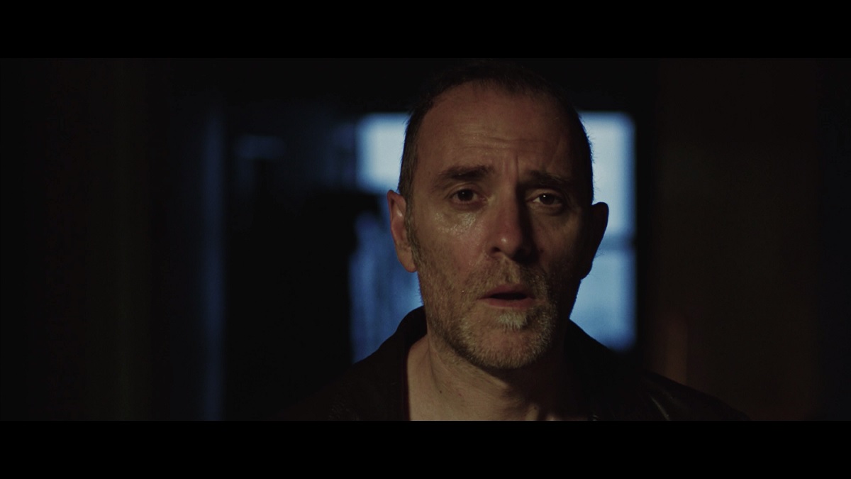 Guarda in esclusiva "Ciao Cuore", il nuovo video di Riccardo Sinigallia ...