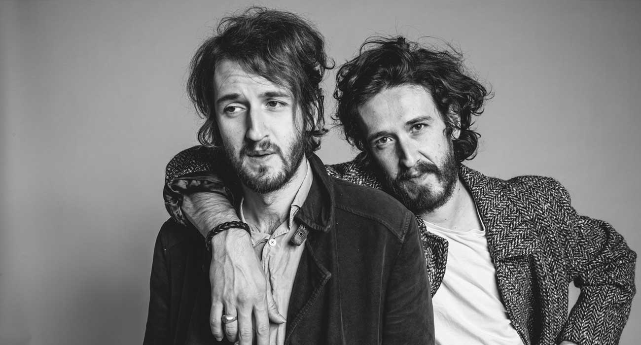 I Testaintasca, il nuovo disco e Niccolò Contessa: "All You Need Is Love"