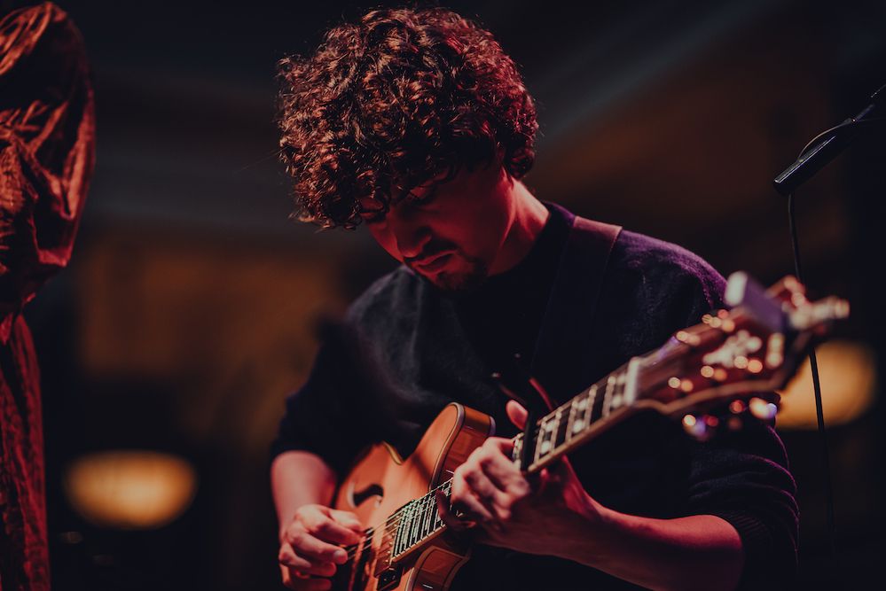 Tutto come prima? 10 artisti italiani a Londra raccontano il Freedom Day